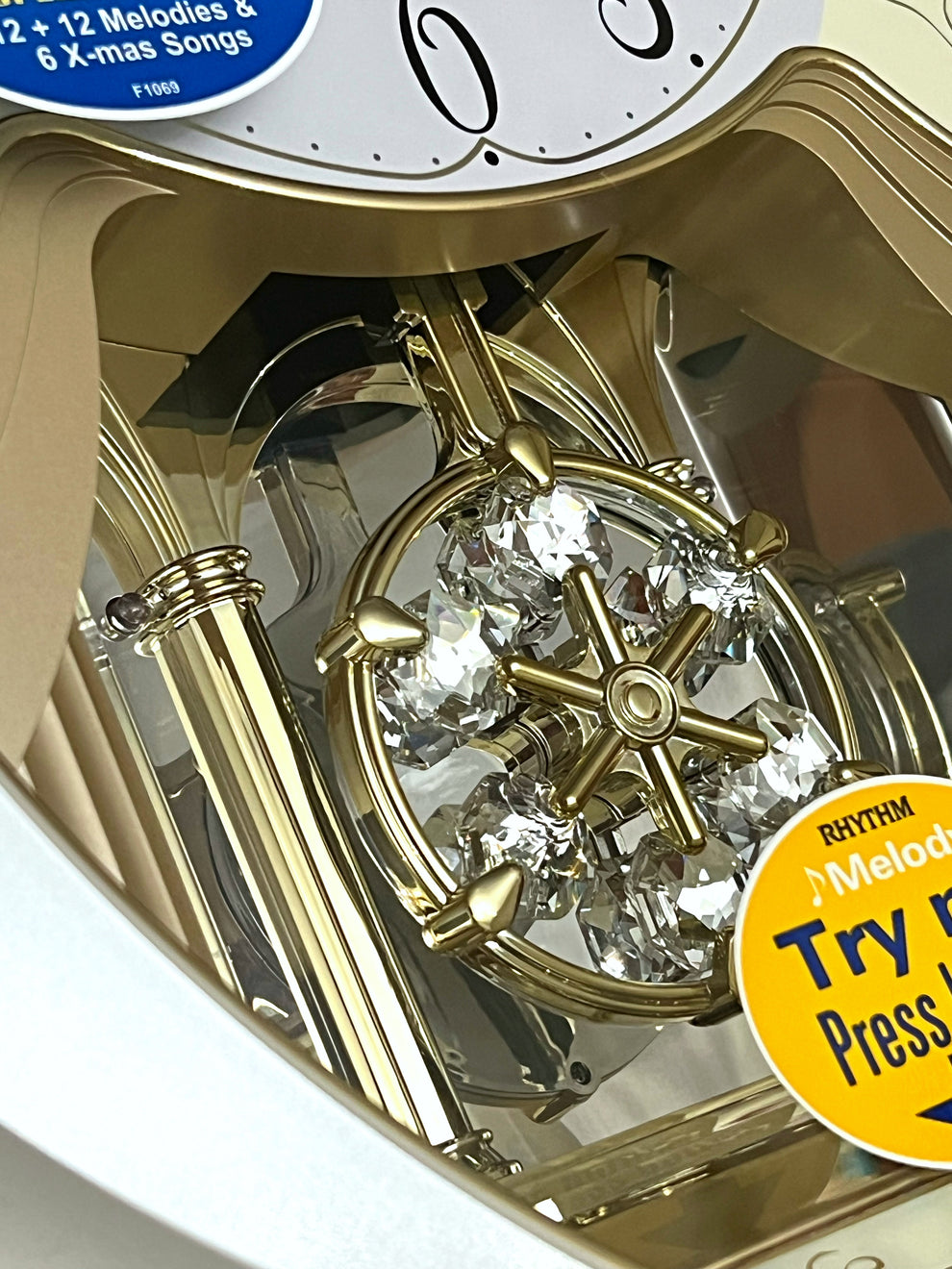 Rhythm “Snowflake Pearl” Musical Motion Decorative Pendulum Wall Clock ...